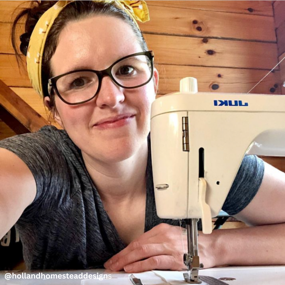 Handker Loves Crafting
